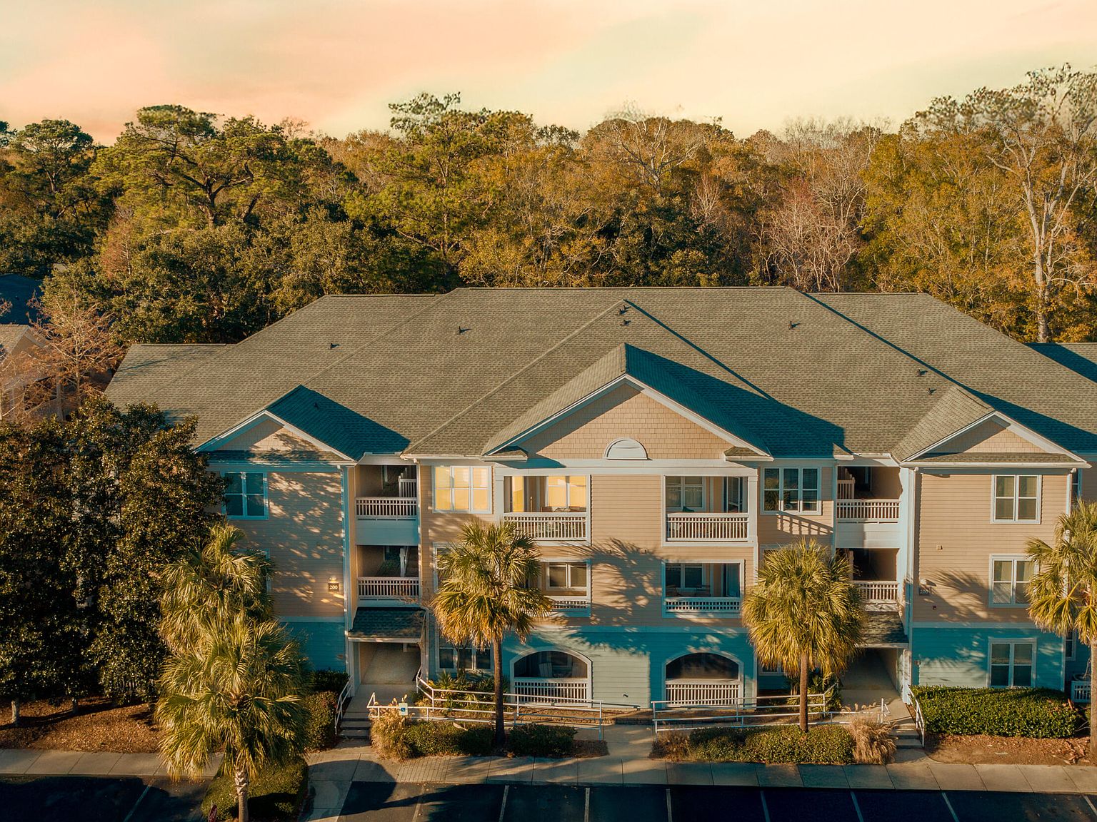 200 Bucksley Ln UNIT 304, Daniel Island, SC 29492 | MLS #25000037 | Zillow