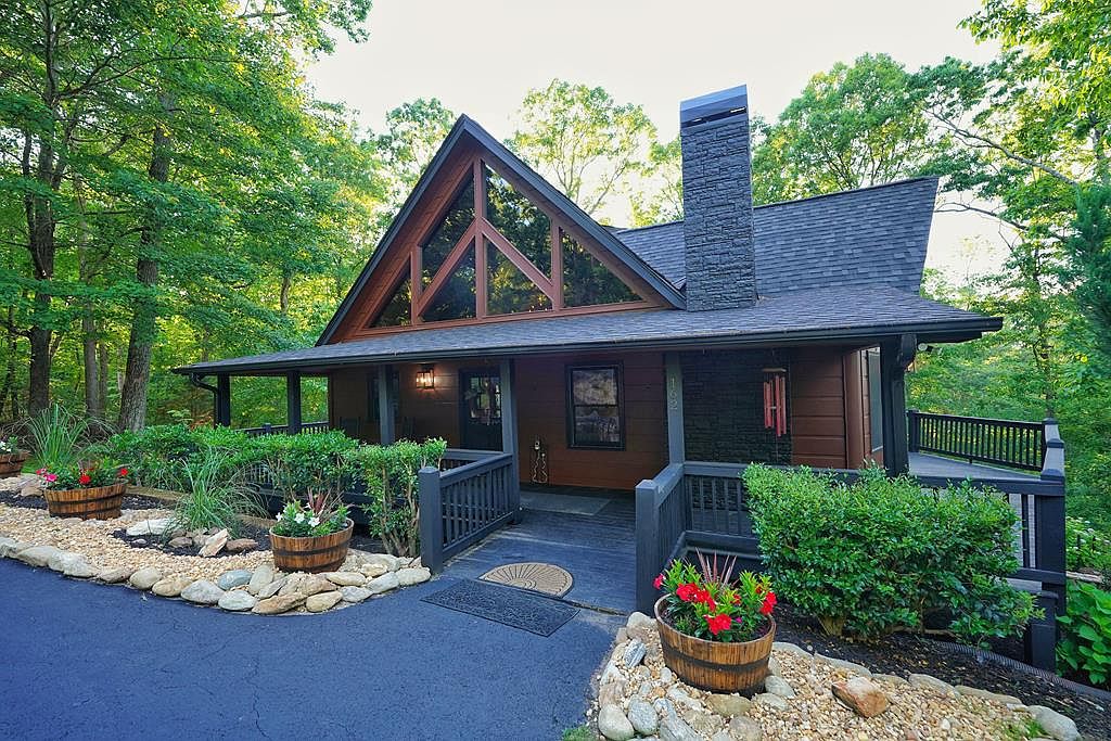 162 Grayson Point, Blue Ridge, GA 30513 | MLS #416055 | Zillow