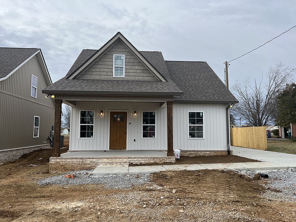 692 Castle Heights Ave, Lebanon, TN 37087 | MLS #2606045 | Zillow