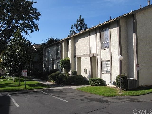 4680 Maxwell Ct, Riverside, CA 92501 | Zillow