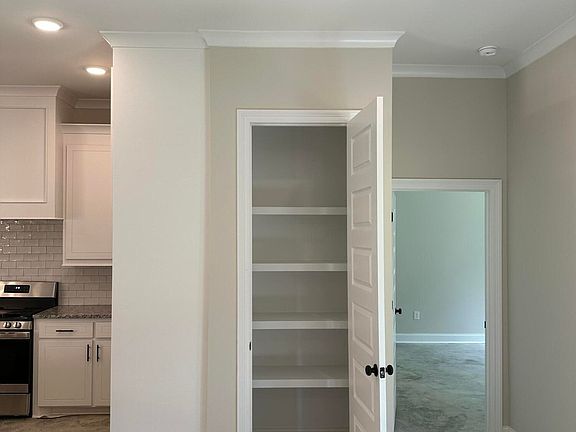 963 Riverside Ln, Pearl, MS 39208 | Zillow