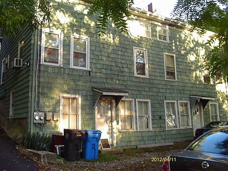 395 Main St, Hope, RI 02831 | Zillow