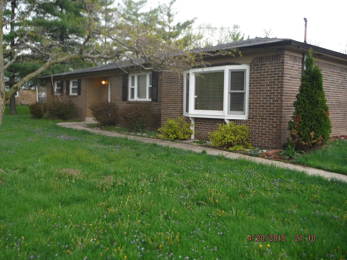 135 N Whitcomb Ave, Indianapolis, IN 46224 | Zillow