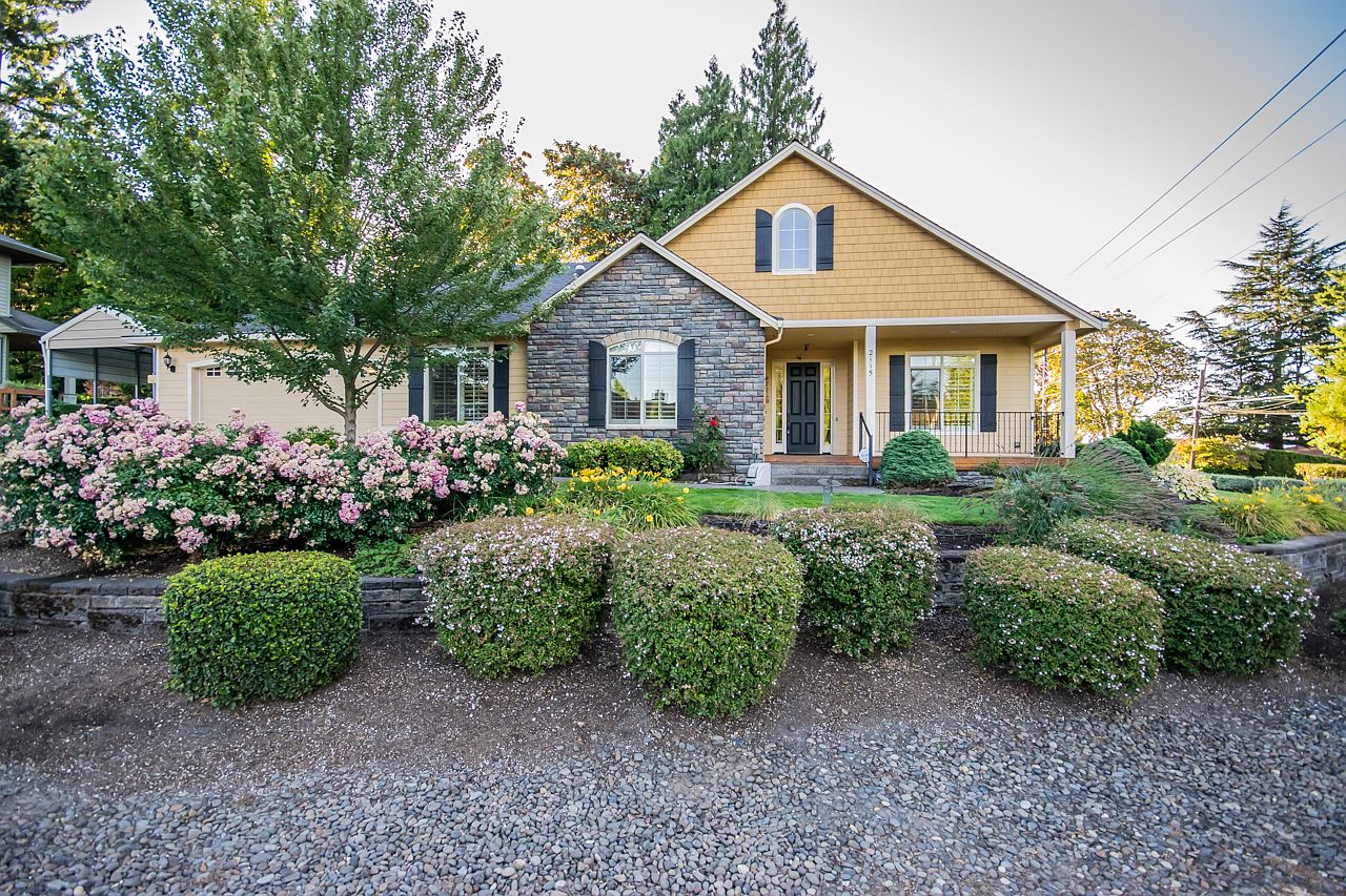 2115 SE 98th Ave, Vancouver, WA 98664 | Zillow