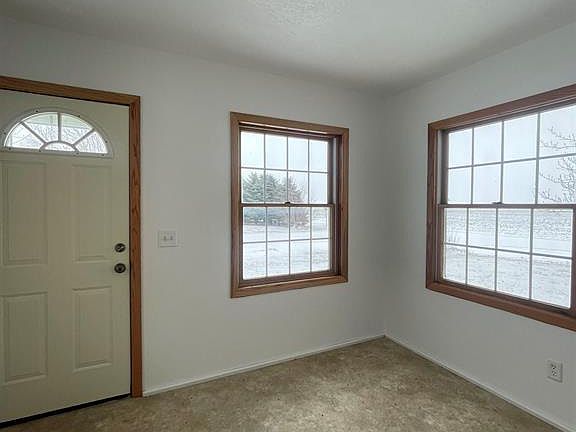 212 1st St SE, Rake, IA 50465 | Zillow