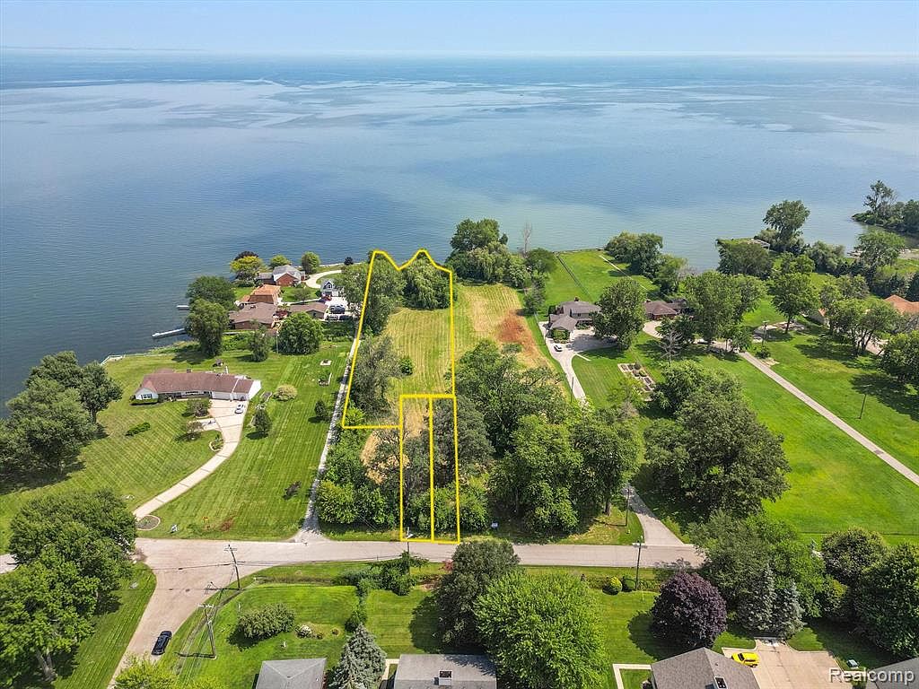 35160 Jefferson Ave, Harrison Township, MI 48045 | Zillow