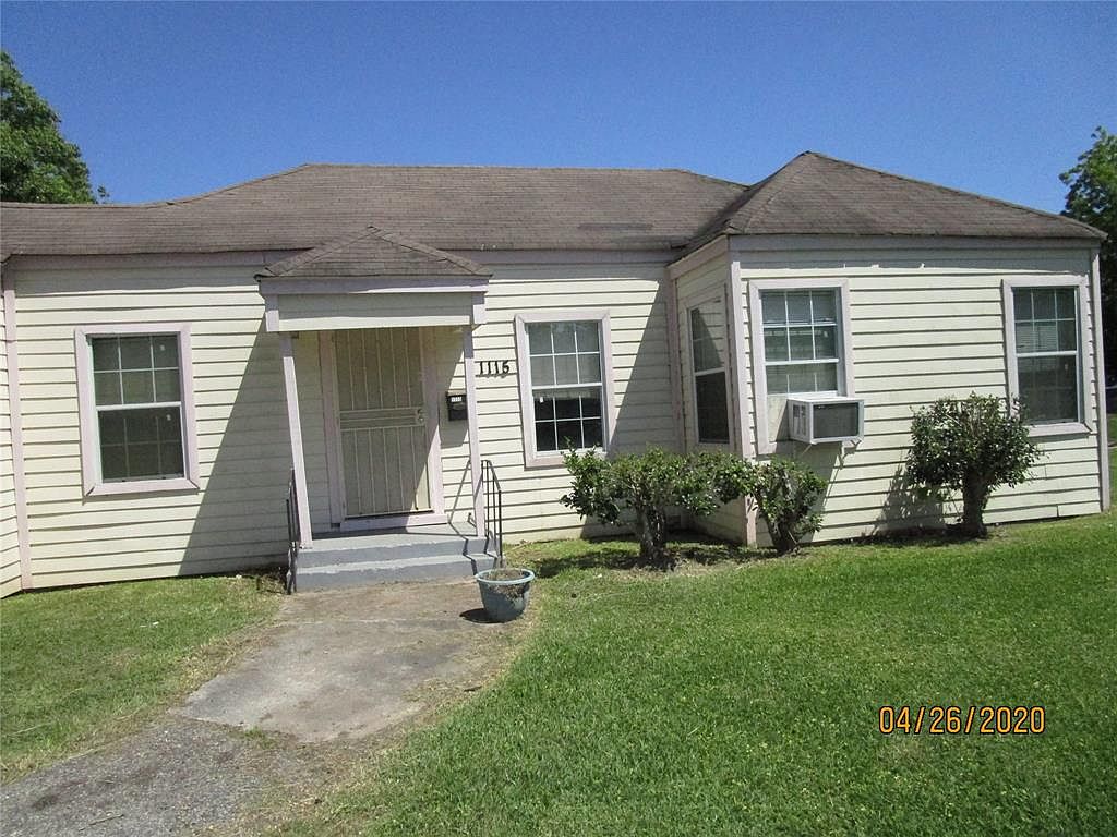 1115 Elberta St, Houston, TX 77051 | Zillow