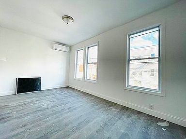 2832 W 15th St FLOOR 2, Brooklyn, NY 11224 | Zillow