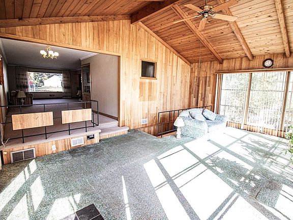 2814 North Colonial DRIVE, Milwaukee, WI 53222 | MLS #1854107 | Zillow