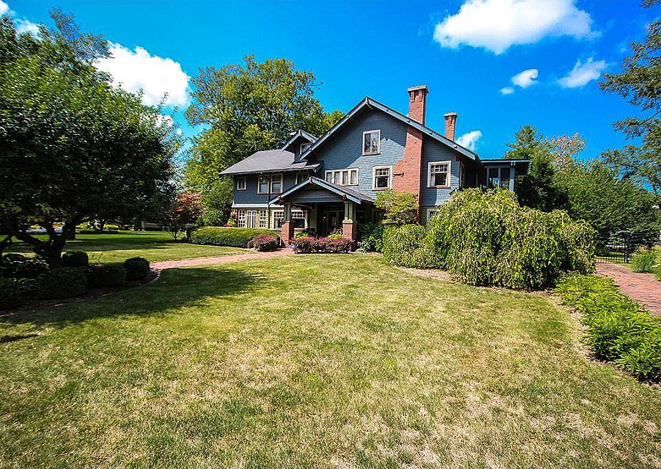 3 Millikin Pl, Decatur, IL 62522 | Zillow