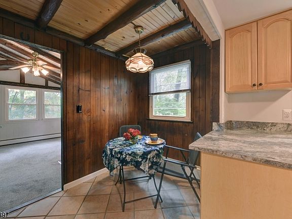 16 Ridge Trl, Kinnelon, NJ 07405 | MLS #3854177 | Zillow