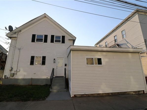 Woonsocket RI Real Estate - Woonsocket RI Homes For Sale | Zillow