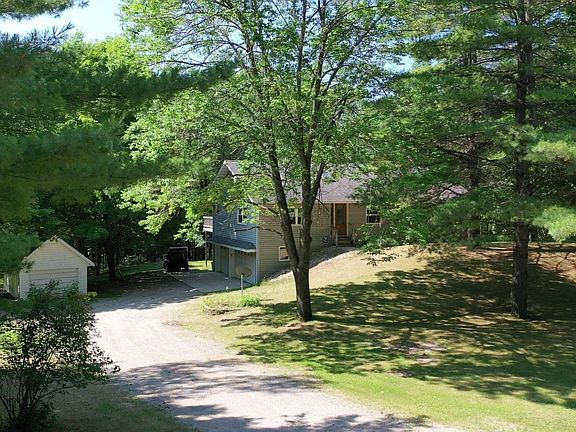 10694 E Rost Lake Rd, Coleman, WI 54112 | MLS #50277513 | Zillow