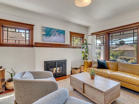 7456 Woodlawn Ave NE, Seattle, WA 98115 | Zillow