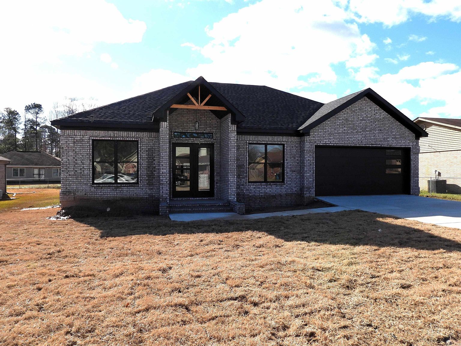 7 Peach Tree Pl, Little Rock, AR 72204 | Zillow