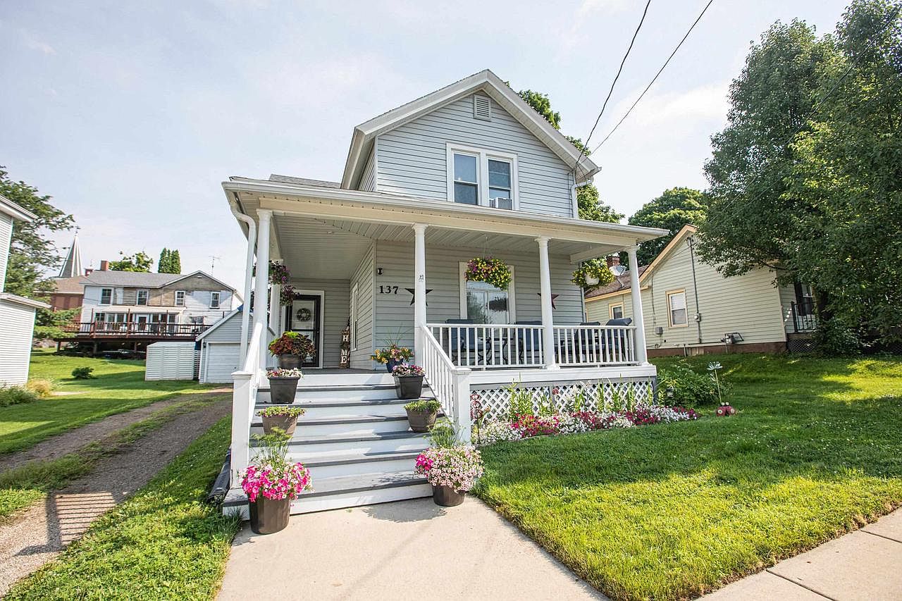 137 East High Street, Shullsburg, WI 53586 | Zillow