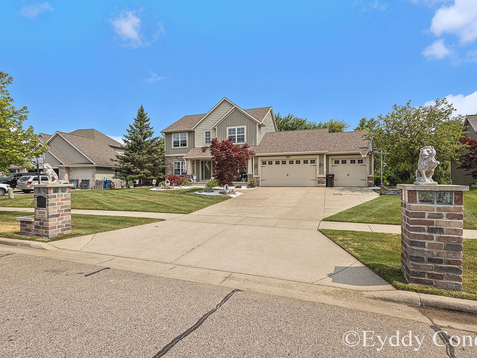 3669 Maplebrook Dr NW, Grand Rapids, MI 49534 | Zillow