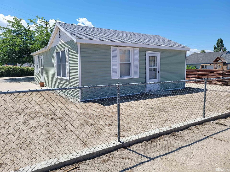 629 6th St, Hawthorne, NV 89415 | MLS #230006978 | Zillow
