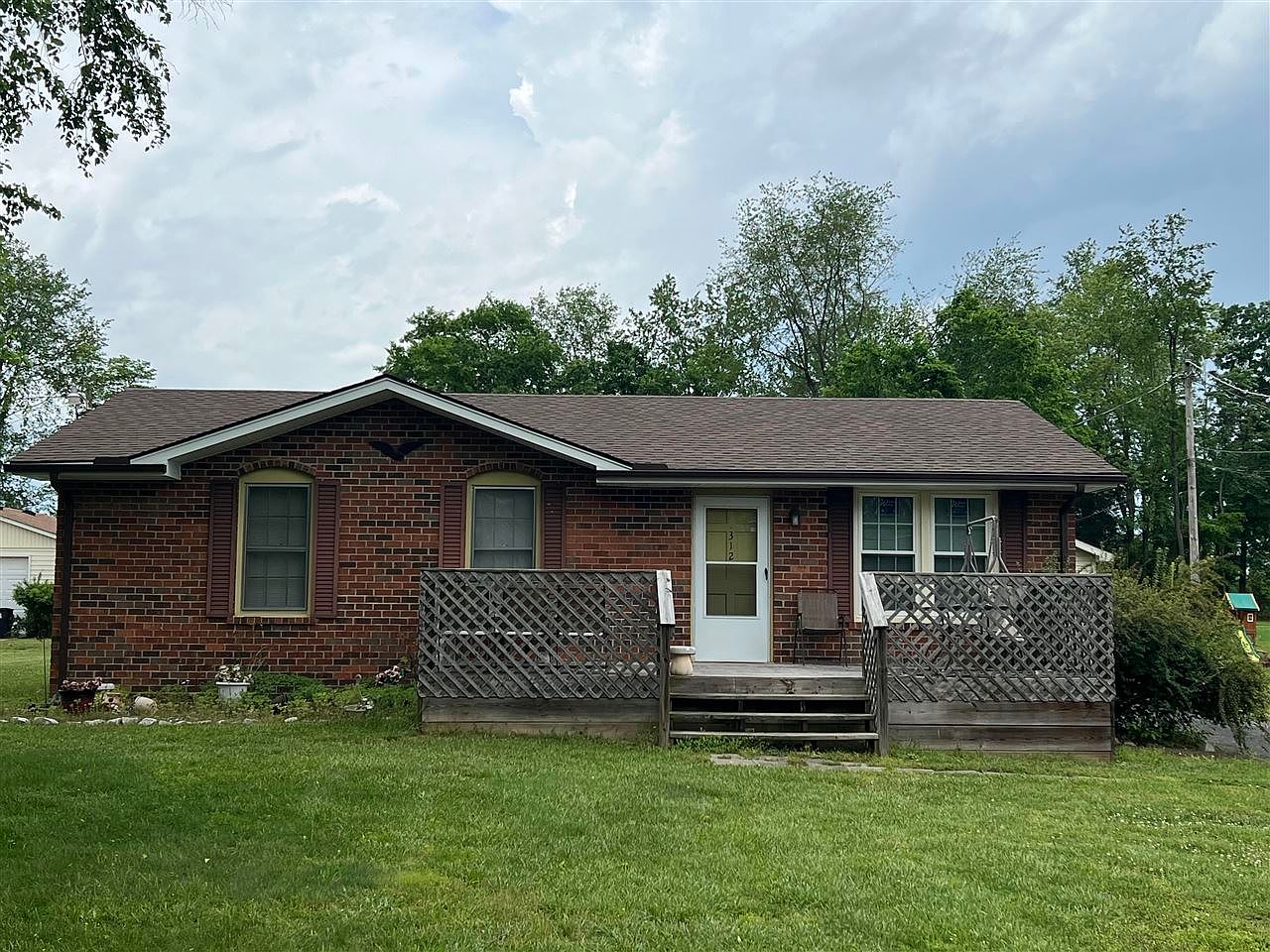 312 Clark Cir, Bowling Green, KY 42103 | Zillow