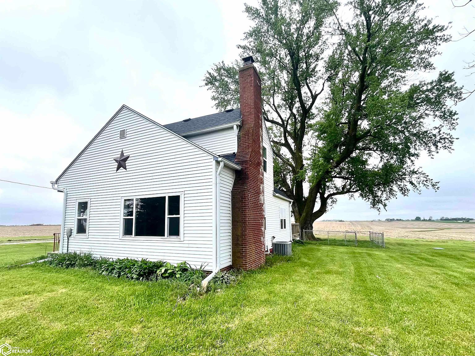 72273 Jackson Rd, Wiota, IA 50274 | Zillow