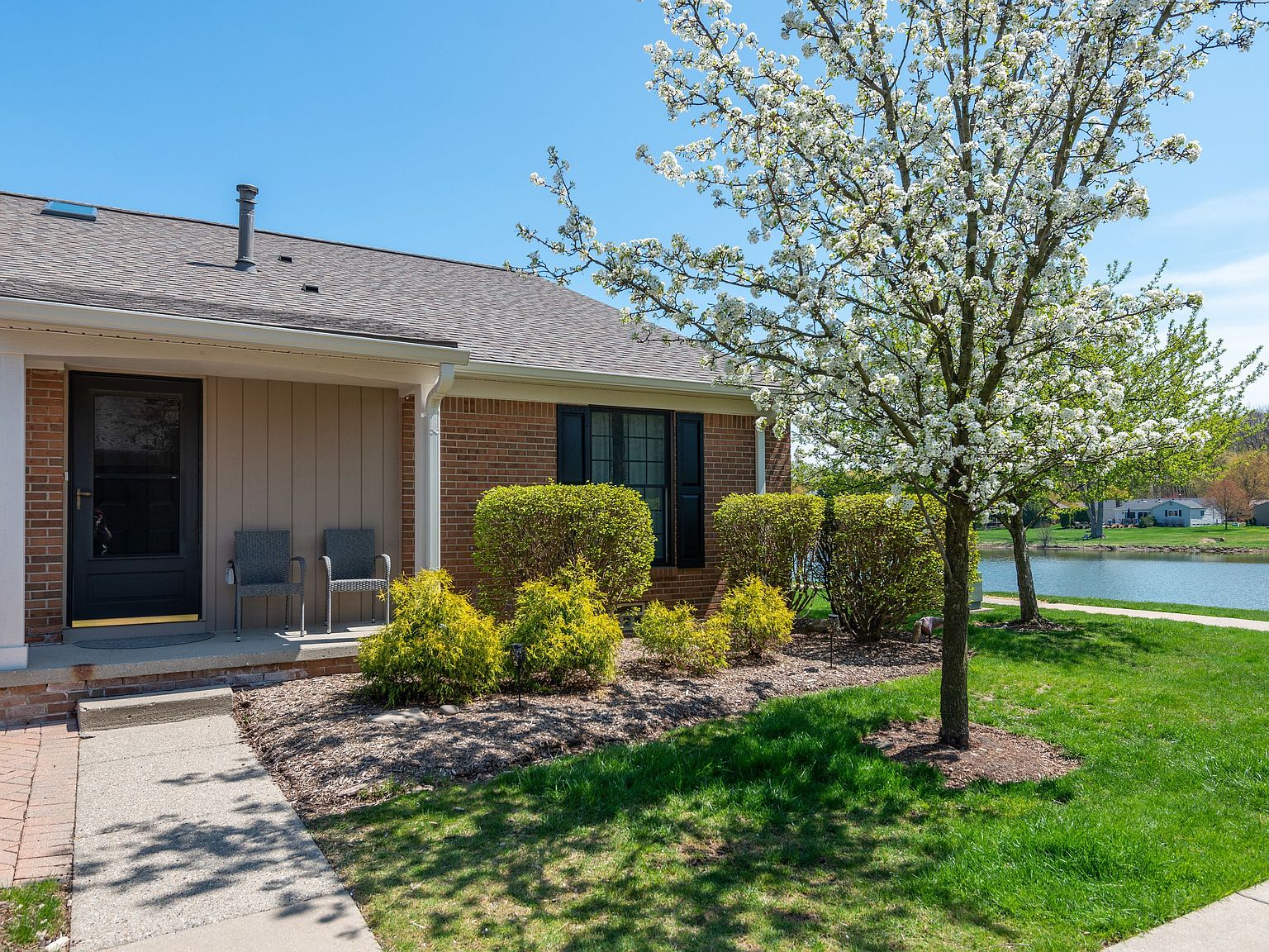 22068 Edgewater #140, Novi, MI 48375 | Zillow