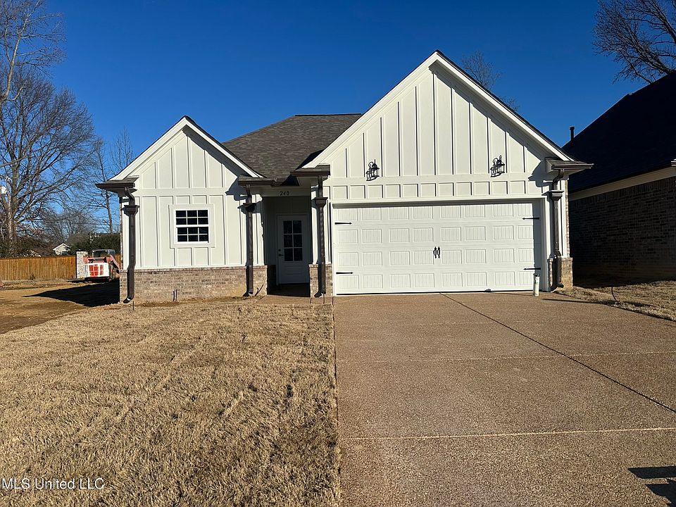 240 Flower Garden Dr, Southaven, MS 38671 | MLS #4134757 | Zillow