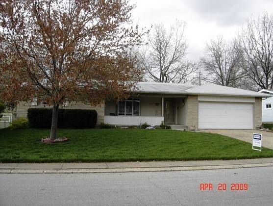 284 E Christine Dr, Decatur, IL 62526 | Zillow