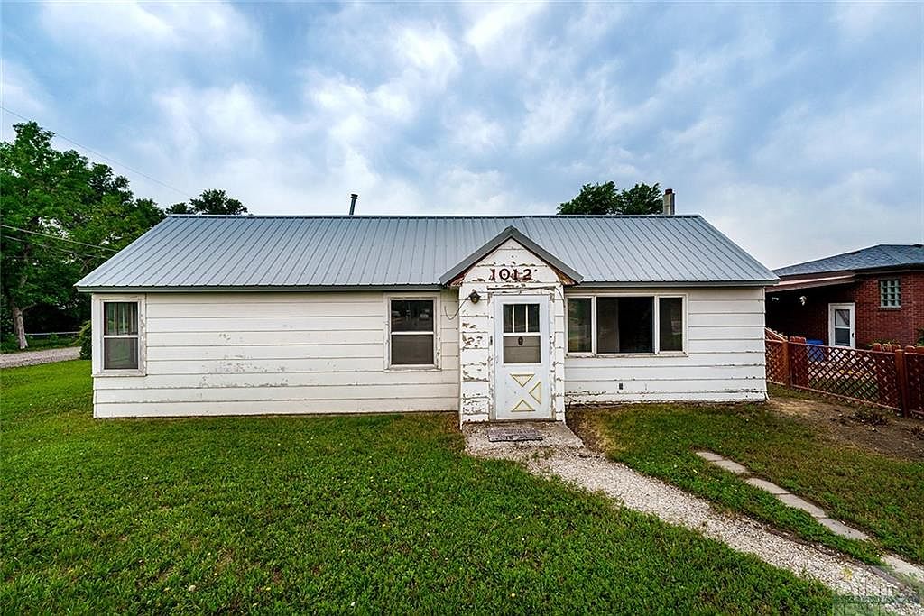 1012 Bench Blvd, Billings, MT 59105 | MLS #340981 | Zillow