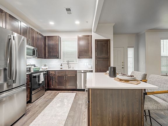 6562 Riverside Dr #128, Irving, TX 75039 | Zillow