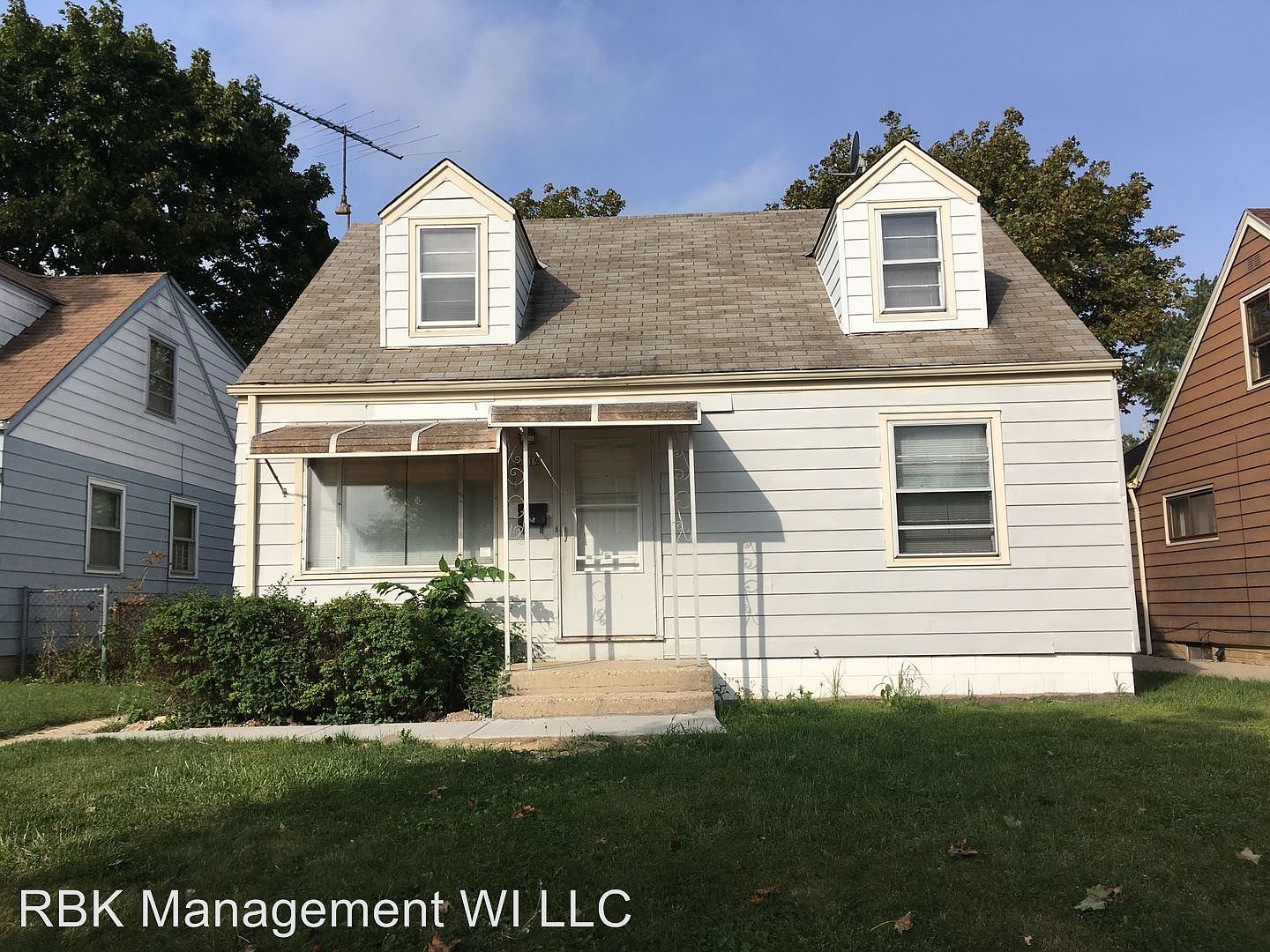 5719 N 67th St, Milwaukee, WI 53218 | Zillow