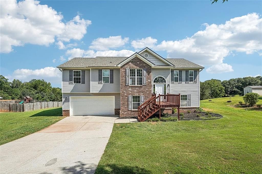 809 Brandon Dr, Winder, GA 30680 | Zillow