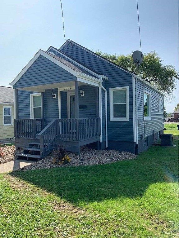 1038 Stambaugh Ave, Sharon, PA 16146 | Zillow