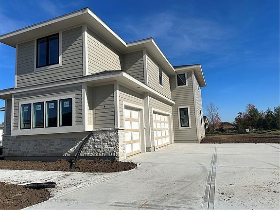 17405 Bluejacket St, Overland Park, KS 66221 | Zillow
