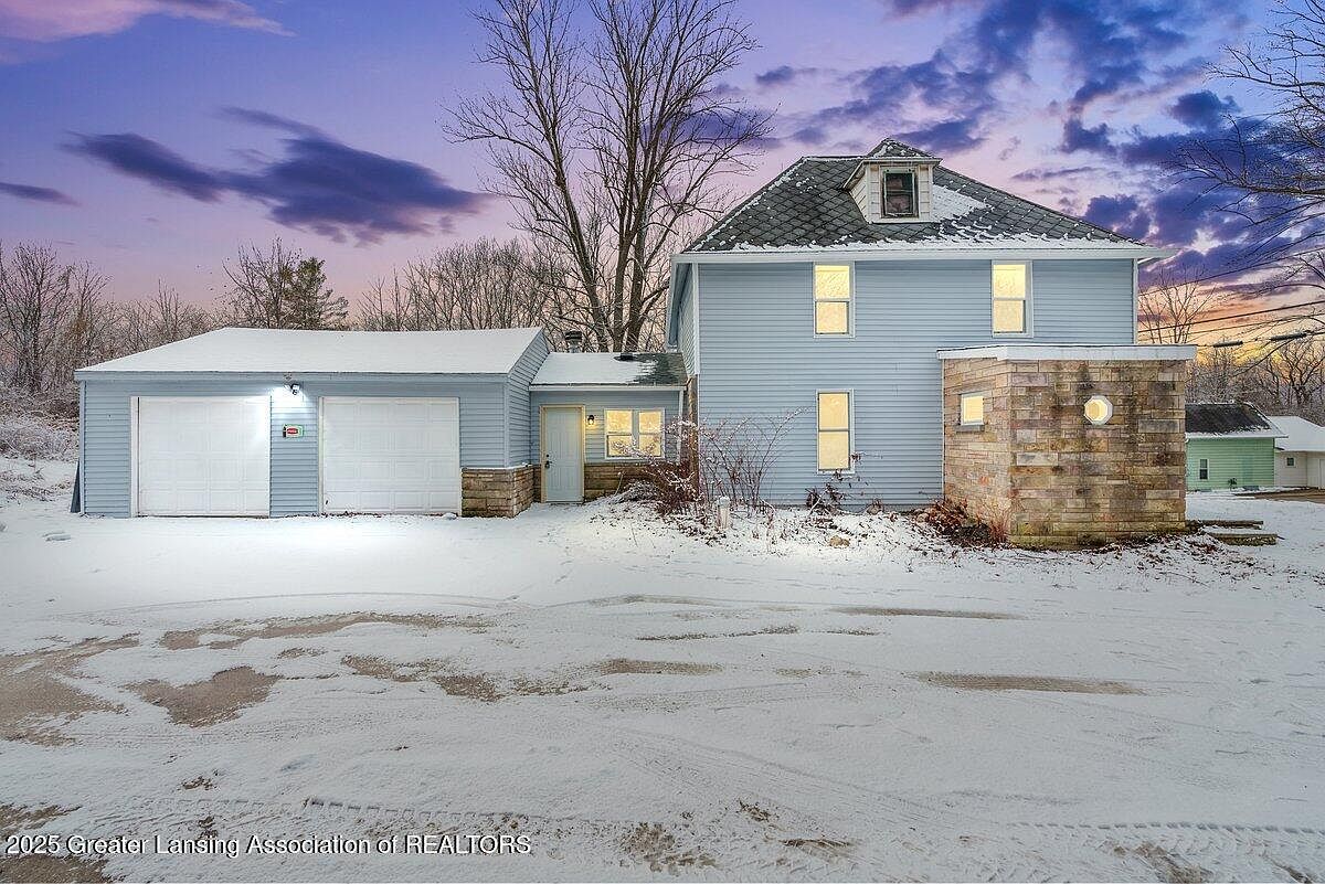 325 E Main St, Rives Junction, MI 49277 | Zillow