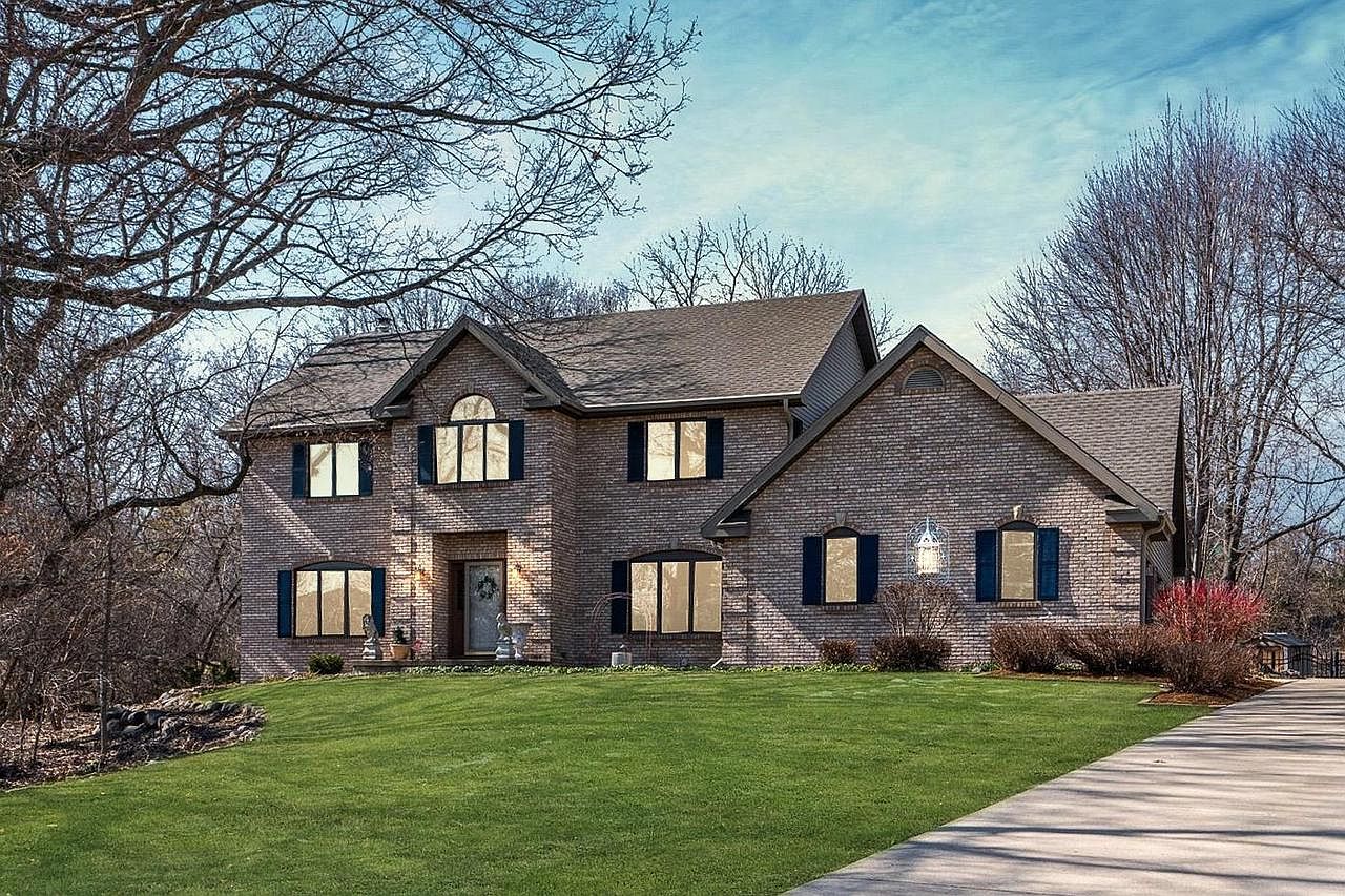 5796 Ivanhoe CIRCLE, Fitchburg, WI 53711 | Zillow