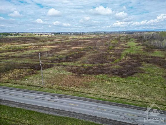 3310 Dunrobin Rd, Ottawa, ON K0A 3M0 | MLS #1387956 | Zillow