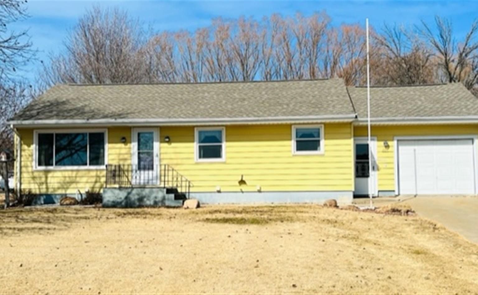 204 & 102 W Wyoming Ave, Onslow, IA 52321 | Zillow
