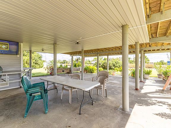 2269 Brady Rd, Theriot, LA 70397 | MLS #2024009334 | Zillow