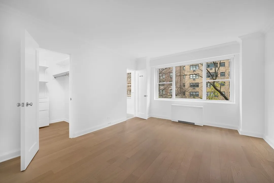 215 East 68th Street #4M in Lenox Hill, Manhattan | StreetEasy