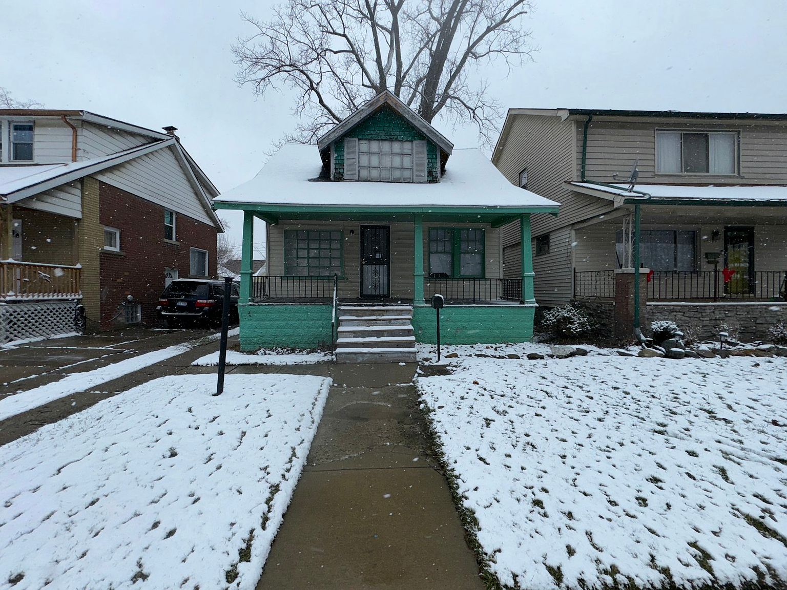 18191 Russell Ave, Highland Park, MI 48203 | Zillow