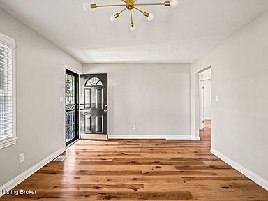 910 Stone St, Louisville, KY 40217 | Zillow