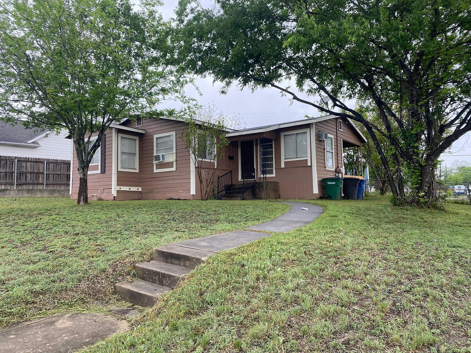 113 Metz Ave, San Antonio, TX 78223 | Zillow