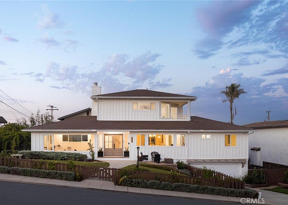 3380 Trumbull St, San Diego, CA 92106 | Zillow