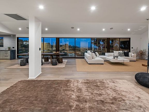 11010 Chalon Rd, Los Angeles, CA 90077 | MLS #24-367961 | Zillow