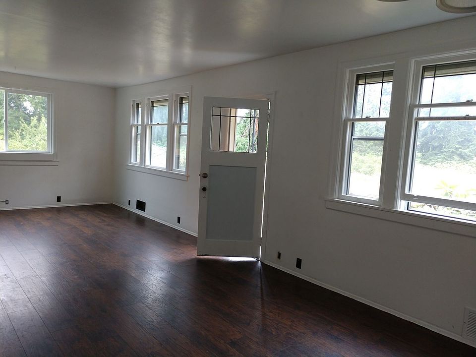 19005A Smokey Point Blvd, Arlington, WA 98223 | Zillow