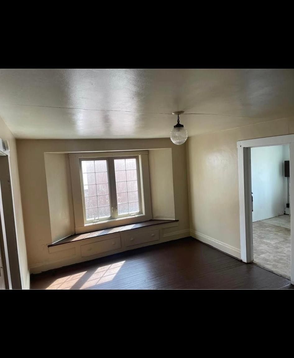 108 Miller St APT 2, Paden City, WV 26159 | Zillow