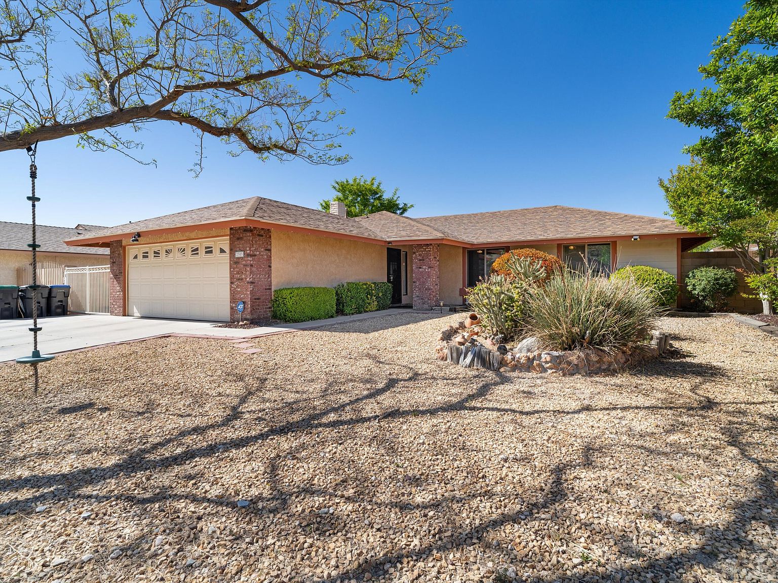 2303 Dallin St, Lancaster, CA 93536 | Zillow