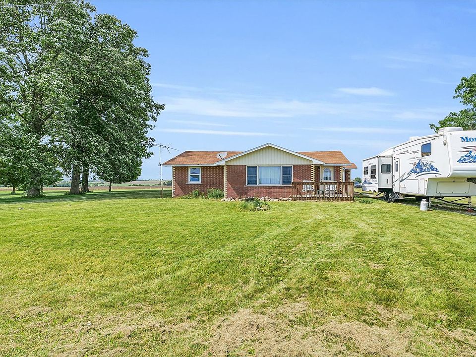 38294 E 1050 North Rd, Saybrook, IL 61770 | Zillow