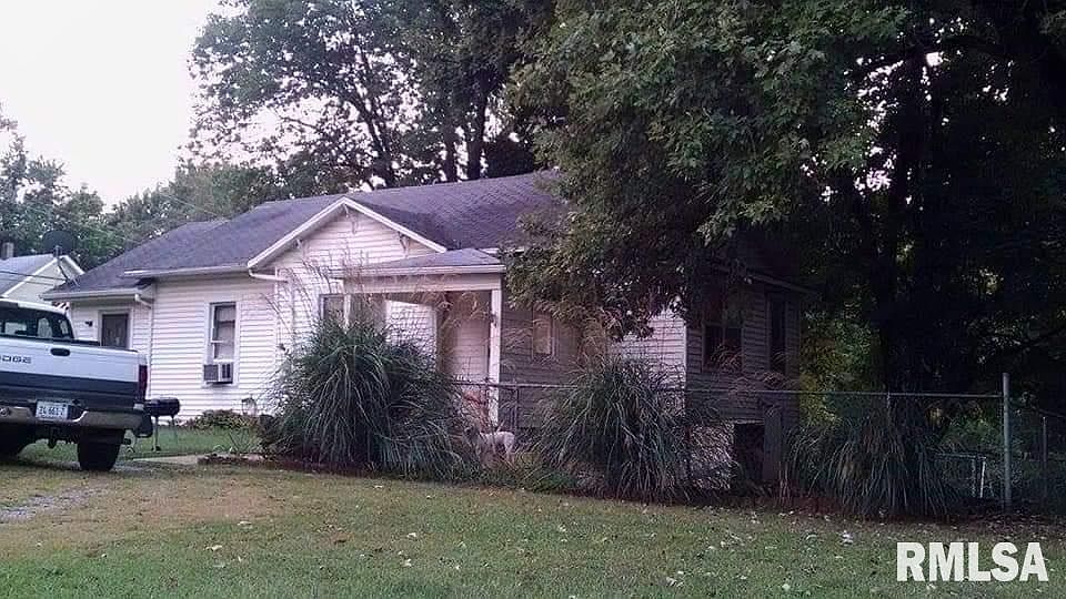 285 Olmsted Rd, Villa Ridge, IL 62996 | Zillow