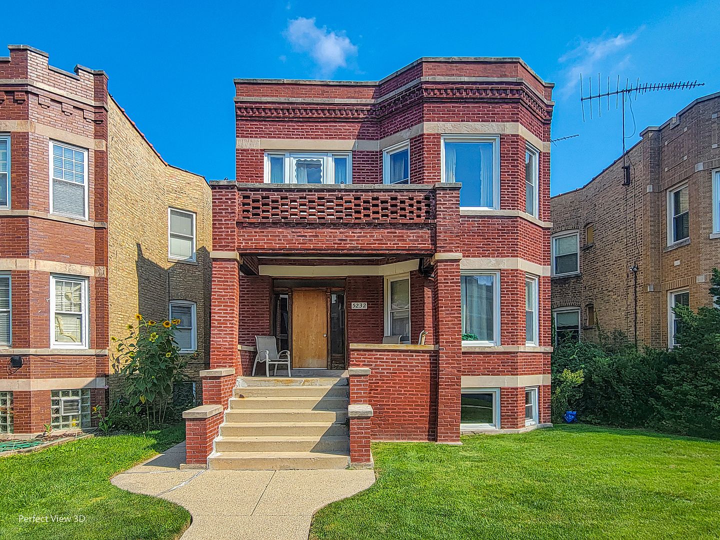 5232 W Hutchinson St, Chicago, IL 60641 | Zillow